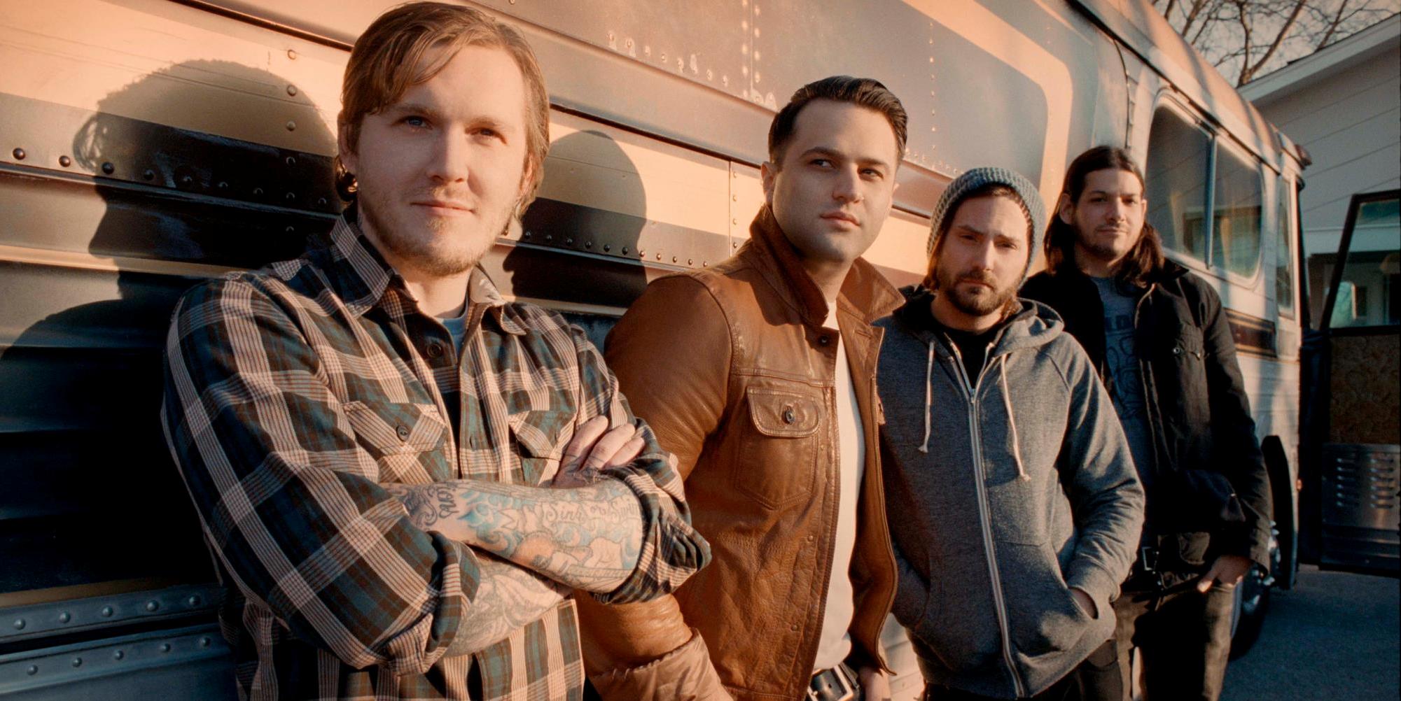 The Gaslight Anthem interpretan "1000 years" en directo - The Backstage