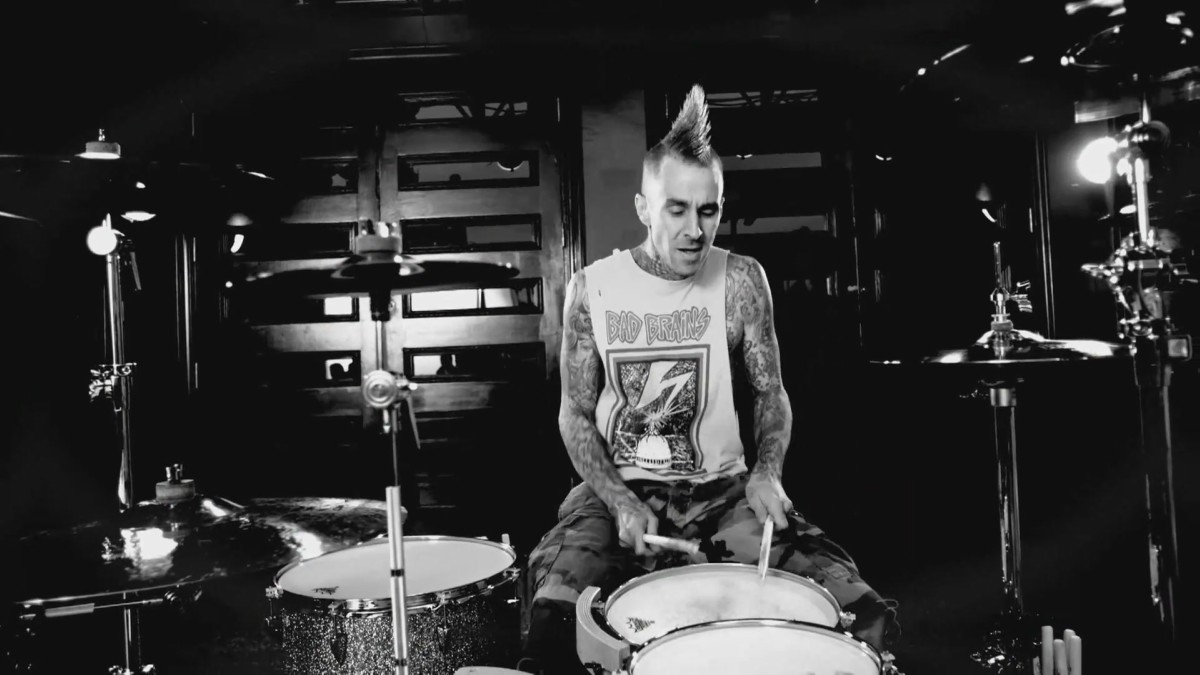 Travis Barker empieza su propio sello discográfico, DTA Records - The ...